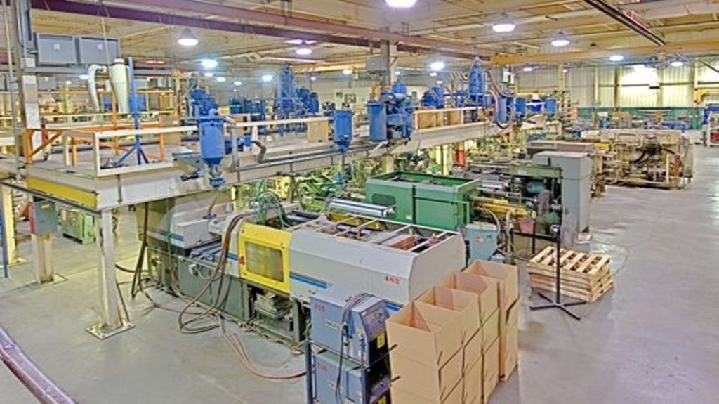 molding-dept - Iten Industries